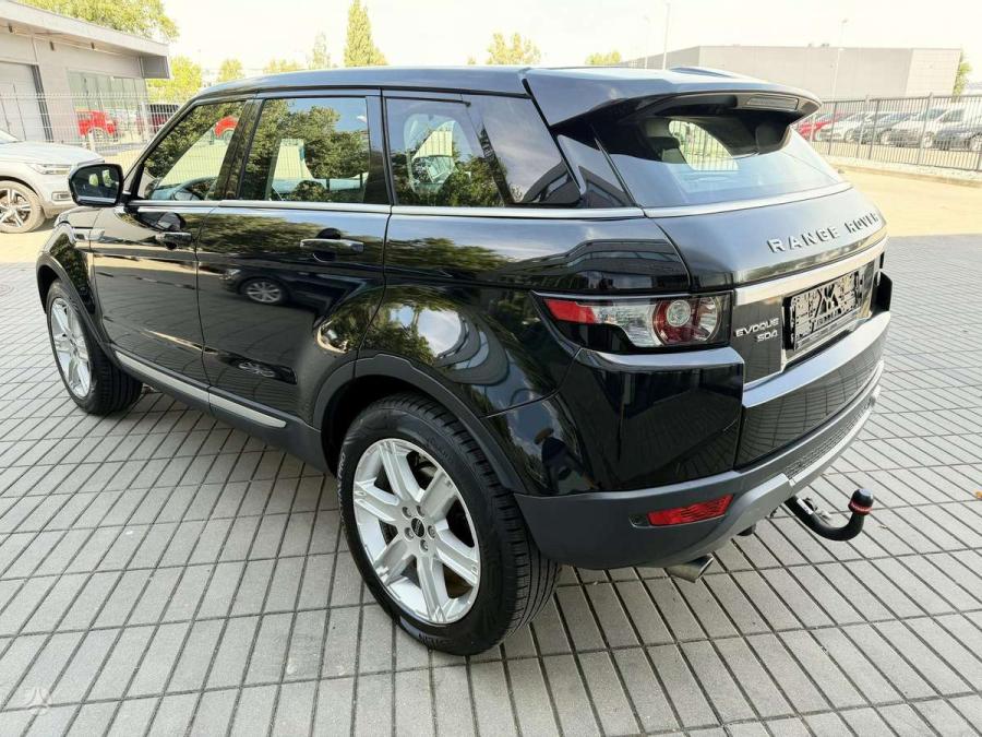 Black Land Rover Range Rover Evoque 2014 in Kaunas, with an engine capacity of 2.18 L and mileage of 275 thousand km for 9200 €, photo 5 on AUTOMOTO.COM.LV