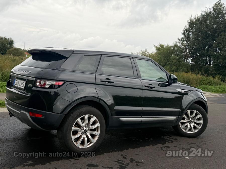 Black Land Rover Range Rover Evoque 2014 in Tallinn, with an engine capacity of 2.20 L and mileage of 183 thousand km for 12499 €, photo 12 on AUTOMOTO.COM.LV