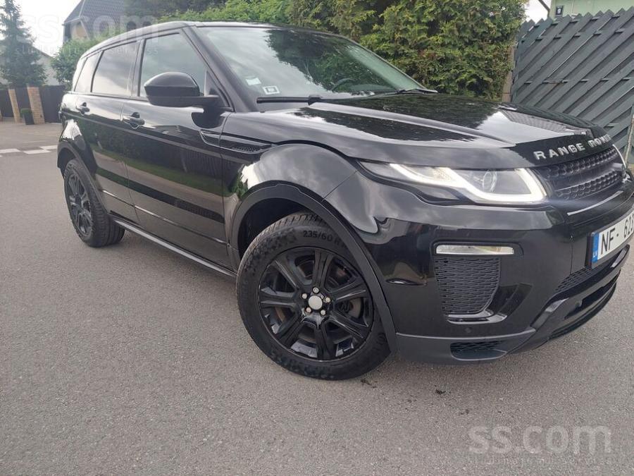 Black Land Rover Range Rover Evoque 2015 in Riga, with an engine capacity of 2.00 L and mileage of 0 thousand km for 16755 €, photo 3 on AUTOMOTO.COM.LV