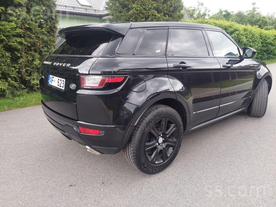 Black Land Rover Range Rover Evoque 2015 in Riga, with an engine capacity of 2.00 L and mileage of 0 thousand km for 16755 €, photo 8 on AUTOMOTO.COM.LV