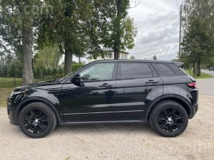 Black Land Rover Range Rover Evoque 2015 in Riga, with an engine capacity of 2.00 L and mileage of 117 thousand km for 16790 €, photo 2 on AUTOMOTO.COM.LV