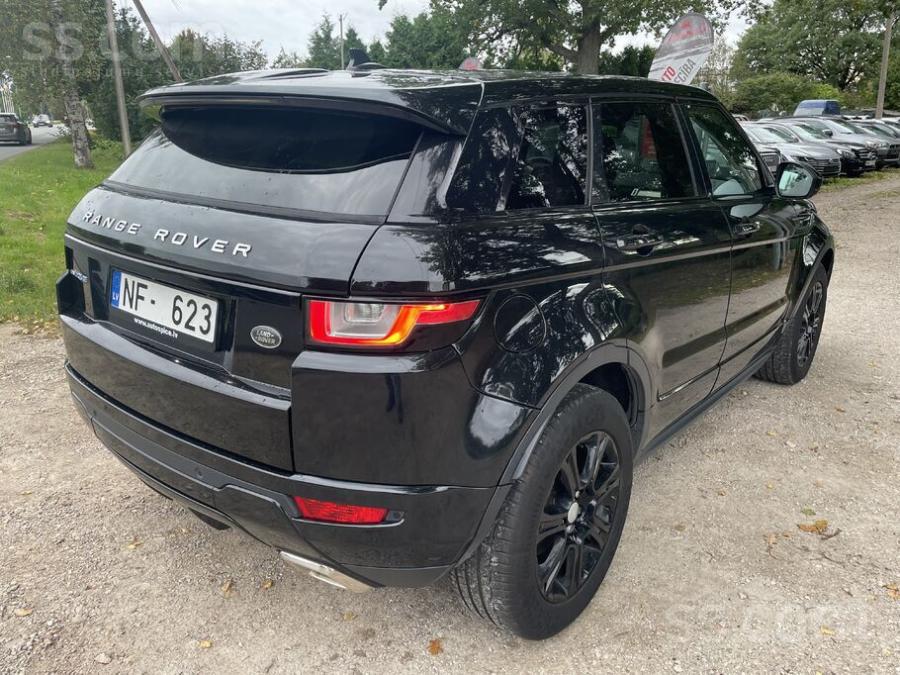 Black Land Rover Range Rover Evoque 2015 in Riga, with an engine capacity of 2.00 L and mileage of 117 thousand km for 16790 €, photo 5 on AUTOMOTO.COM.LV