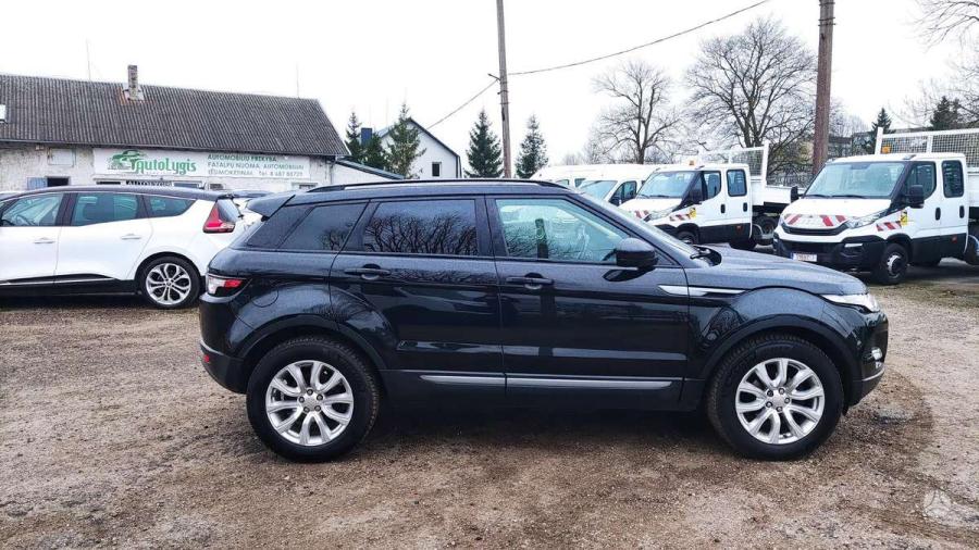 Melns Land Rover Range Rover Evoque 2015 Klaipėda, ar dzinēja tilpumu 2.00 L un nobraukumu 200 tūkst. km par 10500 €, foto 6 vietnē AUTOMOTO.COM.LV