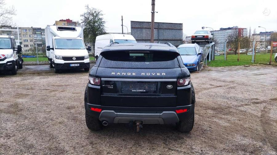 Melns Land Rover Range Rover Evoque 2015 Klaipėda, ar dzinēja tilpumu 2.00 L un nobraukumu 200 tūkst. km par 10500 €, foto 8 vietnē AUTOMOTO.COM.LV