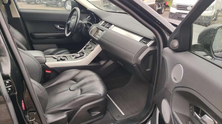 Melns Land Rover Range Rover Evoque 2015 Klaipėda, ar dzinēja tilpumu 2.00 L un nobraukumu 200 tūkst. km par 10500 €, foto 13 vietnē AUTOMOTO.COM.LV