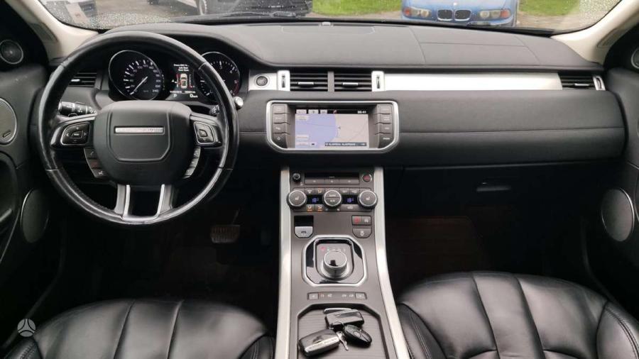 Melns Land Rover Range Rover Evoque 2015 Klaipėda, ar dzinēja tilpumu 2.00 L un nobraukumu 200 tūkst. km par 10500 €, foto 18 vietnē AUTOMOTO.COM.LV