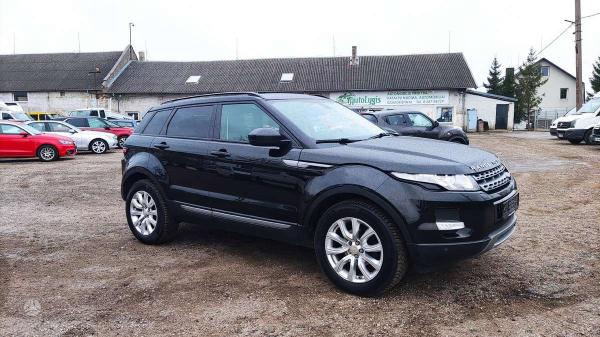 Melns Land Rover Range Rover Evoque 2015 Klaipėda, ar dzinēja tilpumu 2.18 L un nobraukumu 200 tūkst. km par 10500 €, foto 1 vietnē AUTOMOTO.COM.LV