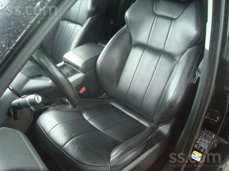 Black Land Rover Range Rover Evoque 2015 in Riga, with an engine capacity of 2.00 L and mileage of 117 thousand km for 16500 €, photo 12 on AUTOMOTO.COM.LV