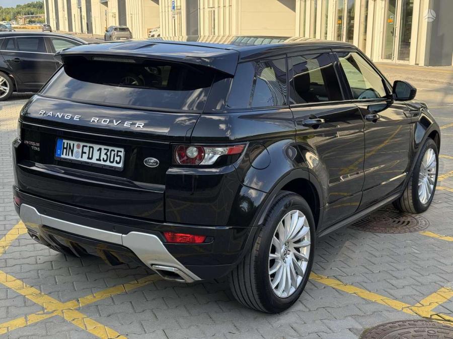 Melns Land Rover Range Rover Evoque 2015 Viļņa, ar dzinēja tilpumu 2.18 L un nobraukumu 230 tūkst. km par 9990 €, foto 6 vietnē AUTOMOTO.COM.LV