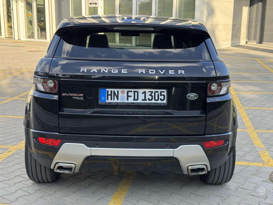 Melns Land Rover Range Rover Evoque 2015 Viļņa, ar dzinēja tilpumu 2.18 L un nobraukumu 230 tūkst. km par 9990 €, foto 7 vietnē AUTOMOTO.COM.LV