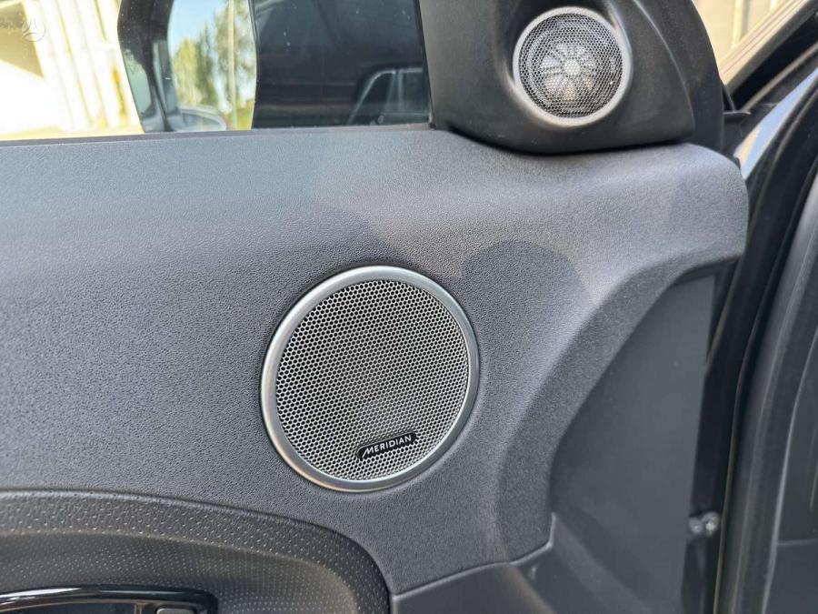 Melns Land Rover Range Rover Evoque 2015 Viļņa, ar dzinēja tilpumu 2.18 L un nobraukumu 230 tūkst. km par 9990 €, foto 19 vietnē AUTOMOTO.COM.LV