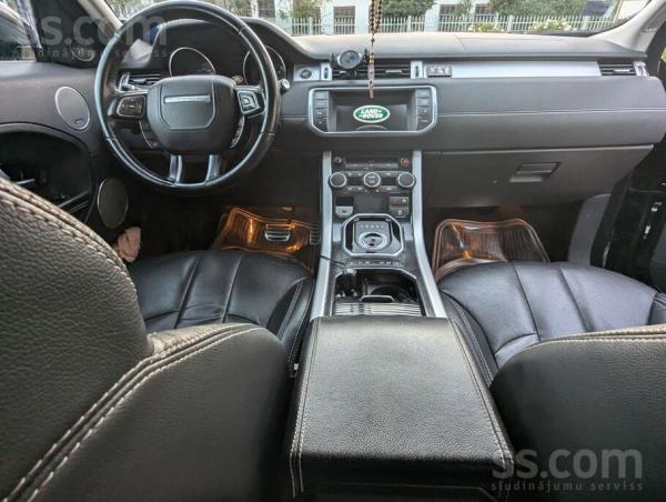 Black Land Rover Range Rover Evoque 2015 in Rezekne, with an engine capacity of 2.20 L and mileage of 192 thousand km for 11500 €, photo 3 on AUTOMOTO.COM.LV