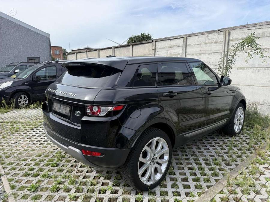 Melns Land Rover Range Rover Evoque 2015 Utena, ar dzinēja tilpumu 2.00 L un nobraukumu 122 tūkst. km par 11500 €, foto 7 vietnē AUTOMOTO.COM.LV