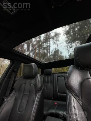 Black Land Rover Range Rover Evoque 2015 in Riga, with an engine capacity of 2.20 L and mileage of 204 thousand km for 13600 €, photo 12 on AUTOMOTO.COM.LV