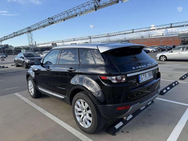 Land Rover Range Rover Evoque 2015 in Kaunas on AUTOMOTO.COM.LV Black Land Rover Range Rover Evoque 2015 in Kaunas, with an engine capacity of 2.18 L and mileage of 152 thousand km for 10000 β¬, photo 6 on AUTOMOTO.COM.LV