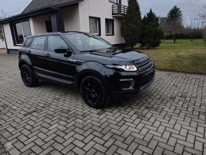 Melns Land Rover Range Rover Evoque 2016 Šauļi, ar dzinēja tilpumu 2.00 L un nobraukumu 196 tūkst. km par 11250 €, foto 3 vietnē AUTOMOTO.COM.LV