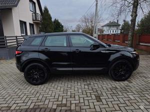 Melns Land Rover Range Rover Evoque 2016 Šauļi, ar dzinēja tilpumu 2.00 L un nobraukumu 196 tūkst. km par 11250 €, foto 5 vietnē AUTOMOTO.COM.LV