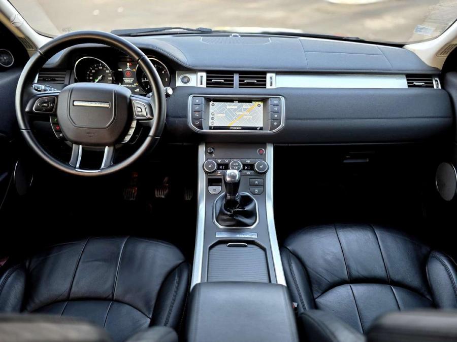 Melns Land Rover Range Rover Evoque 2016 Tauragė, ar dzinēja tilpumu 2.00 L un nobraukumu 118 tūkst. km par 9400 €, foto 11 vietnē AUTOMOTO.COM.LV