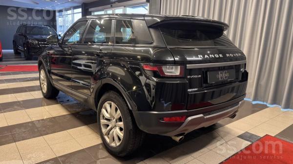 Melns Land Rover Range Rover Evoque 2016 Rīga, ar dzinēja tilpumu 2.00 L un nobraukumu 87 tūkst. km par 13990 €, foto 6 vietnē AUTOMOTO.COM.LV