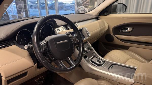 Melns Land Rover Range Rover Evoque 2016 Rīga, ar dzinēja tilpumu 2.00 L un nobraukumu 87 tūkst. km par 13990 €, foto 8 vietnē AUTOMOTO.COM.LV