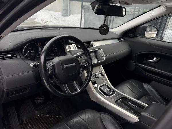 Black Land Rover Range Rover Evoque 2016 in Vilnius, with an engine capacity of 2.00 L and mileage of 154 thousand km for 7690 €, photo 2 on AUTOMOTO.COM.LV