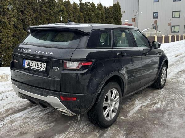 Black Land Rover Range Rover Evoque 2016 in Vilnius, with an engine capacity of 2.00 L and mileage of 154 thousand km for 7690 €, photo 7 on AUTOMOTO.COM.LV