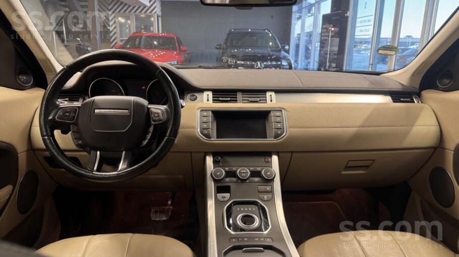 Black Land Rover Range Rover Evoque 2016 in Riga, with an engine capacity of 2.00 L and mileage of 88 thousand km for 13990 €, photo 13 on AUTOMOTO.COM.LV