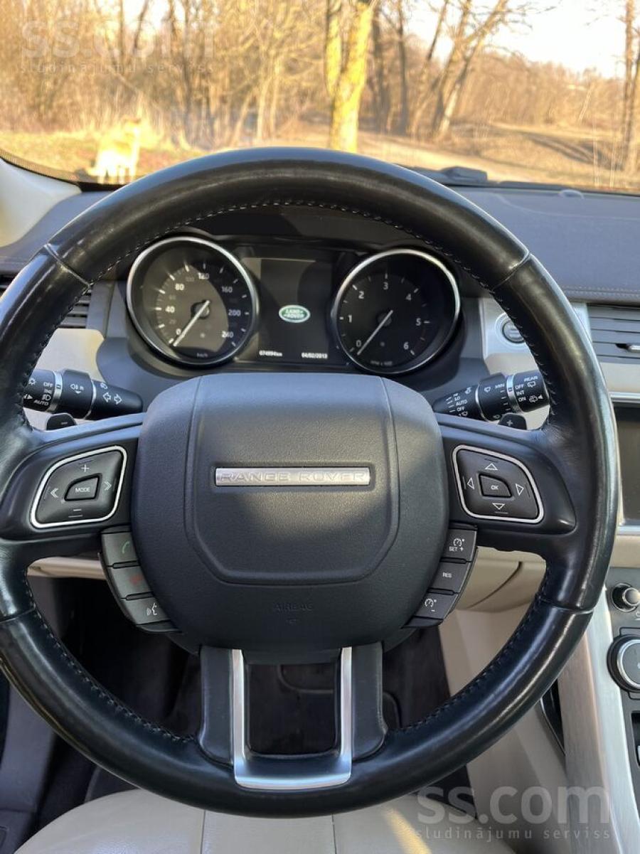 Melns Land Rover Range Rover Evoque 2016 Rīga, ar dzinēja tilpumu 2.00 L un nobraukumu 87 tūkst. km par 12800 €, foto 7 vietnē AUTOMOTO.COM.LV