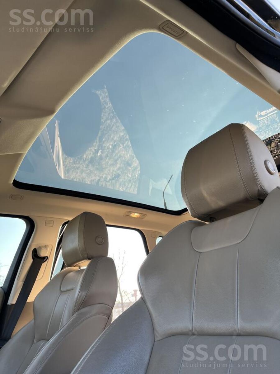 Melns Land Rover Range Rover Evoque 2016 Rīga, ar dzinēja tilpumu 2.00 L un nobraukumu 87 tūkst. km par 12800 €, foto 11 vietnē AUTOMOTO.COM.LV