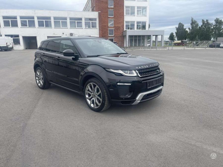 Black Land Rover Range Rover Evoque 2016 in Marijampole, with an engine capacity of 2.00 L and mileage of 142 thousand km for 12600 €, photo 4 on AUTOMOTO.COM.LV