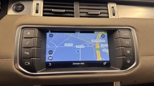 Black Land Rover Range Rover Evoque 2016 in Riga, with an engine capacity of 2.00 L and mileage of 88 thousand km for 13990 €, photo 16 on AUTOMOTO.COM.LV