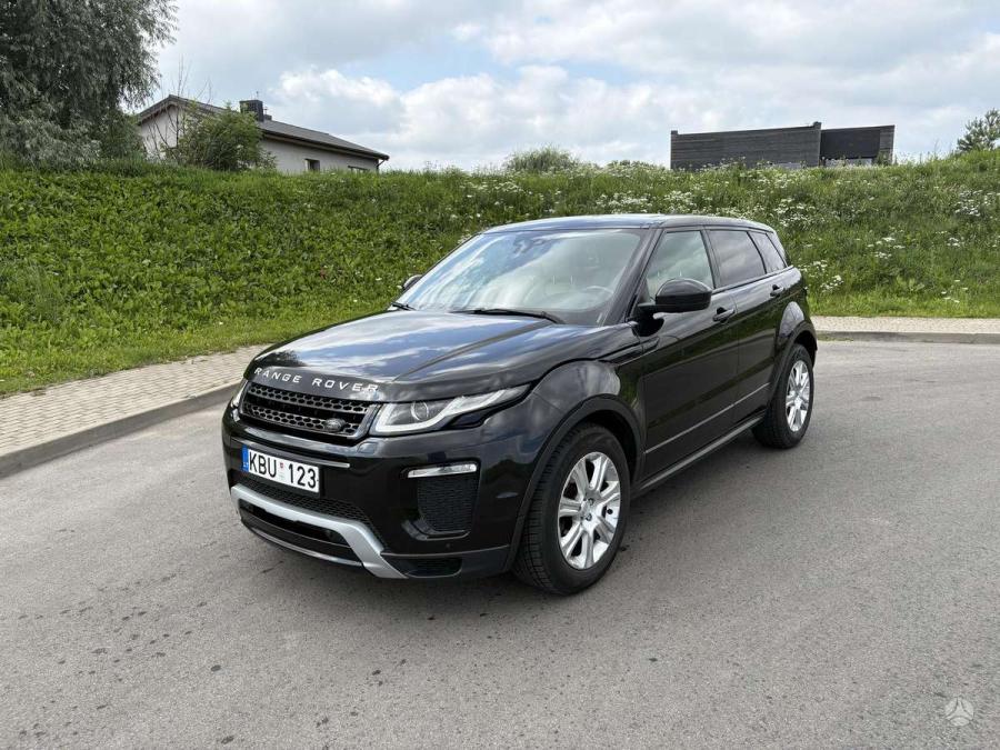Black Land Rover Range Rover Evoque 2016 in Kaunas, with an engine capacity of 2.00 L and mileage of 201 thousand km for 11900 €, photo 1 on AUTOMOTO.COM.LV