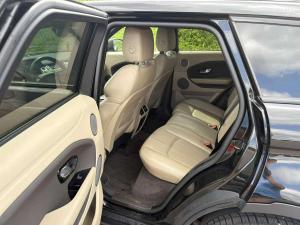 Black Land Rover Range Rover Evoque 2016 in Kaunas, with an engine capacity of 2.00 L and mileage of 201 thousand km for 11900 €, photo 8 on AUTOMOTO.COM.LV