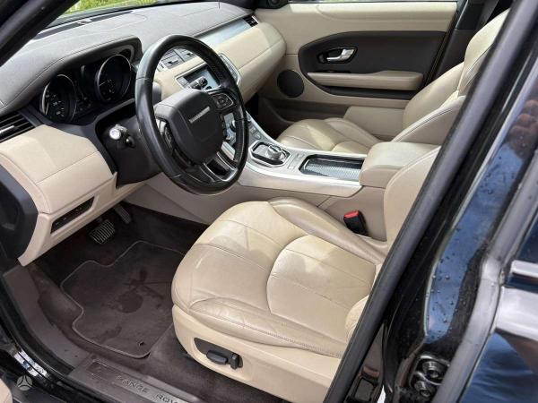 Black Land Rover Range Rover Evoque 2016 in Kaunas, with an engine capacity of 2.00 L and mileage of 201 thousand km for 11900 €, photo 8 on AUTOMOTO.COM.LV