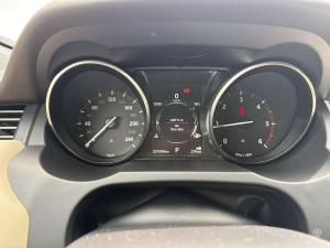 Black Land Rover Range Rover Evoque 2016 in Kaunas, with an engine capacity of 2.00 L and mileage of 201 thousand km for 11900 €, photo 11 on AUTOMOTO.COM.LV