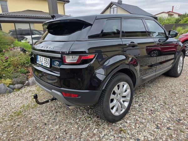 Black Land Rover Range Rover Evoque 2016 in Kaunas, with an engine capacity of 2.00 L and mileage of 165 thousand km for 12500 €, photo 3 on AUTOMOTO.COM.LV