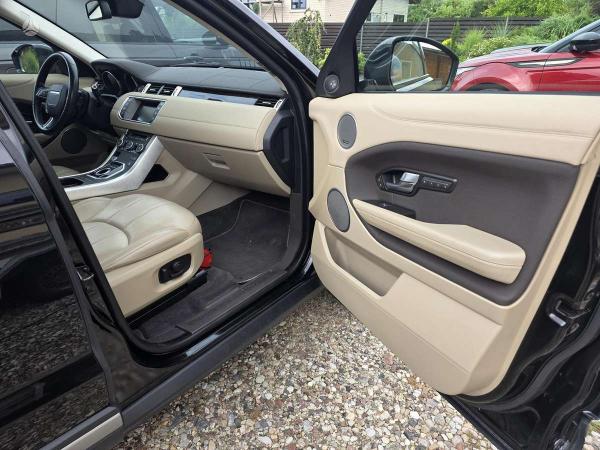 Black Land Rover Range Rover Evoque 2016 in Kaunas, with an engine capacity of 2.00 L and mileage of 165 thousand km for 12500 €, photo 5 on AUTOMOTO.COM.LV