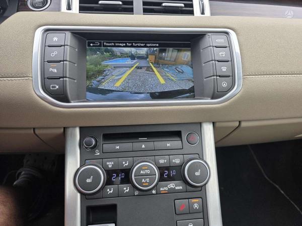 Black Land Rover Range Rover Evoque 2016 in Kaunas, with an engine capacity of 2.00 L and mileage of 165 thousand km for 12500 €, photo 7 on AUTOMOTO.COM.LV