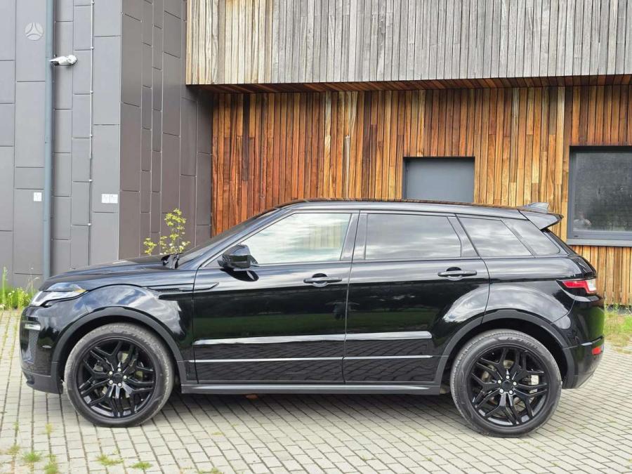 Melns Land Rover Range Rover Evoque 2016 Tauragė, ar dzinēja tilpumu 2.00 L un nobraukumu 185 tūkst. km par 10900 €, foto 7 vietnē AUTOMOTO.COM.LV