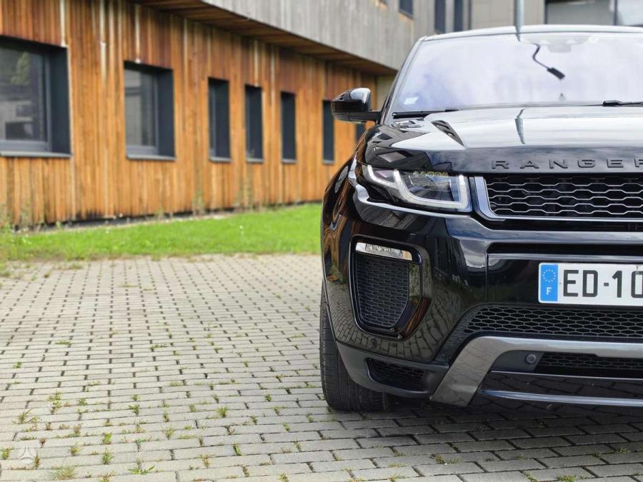 Melns Land Rover Range Rover Evoque 2016 Tauragė, ar dzinēja tilpumu 2.00 L un nobraukumu 185 tūkst. km par 10900 €, foto 9 vietnē AUTOMOTO.COM.LV