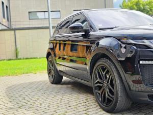 Melns Land Rover Range Rover Evoque 2016 Tauragė, ar dzinēja tilpumu 2.00 L un nobraukumu 185 tūkst. km par 10900 €, foto 11 vietnē AUTOMOTO.COM.LV