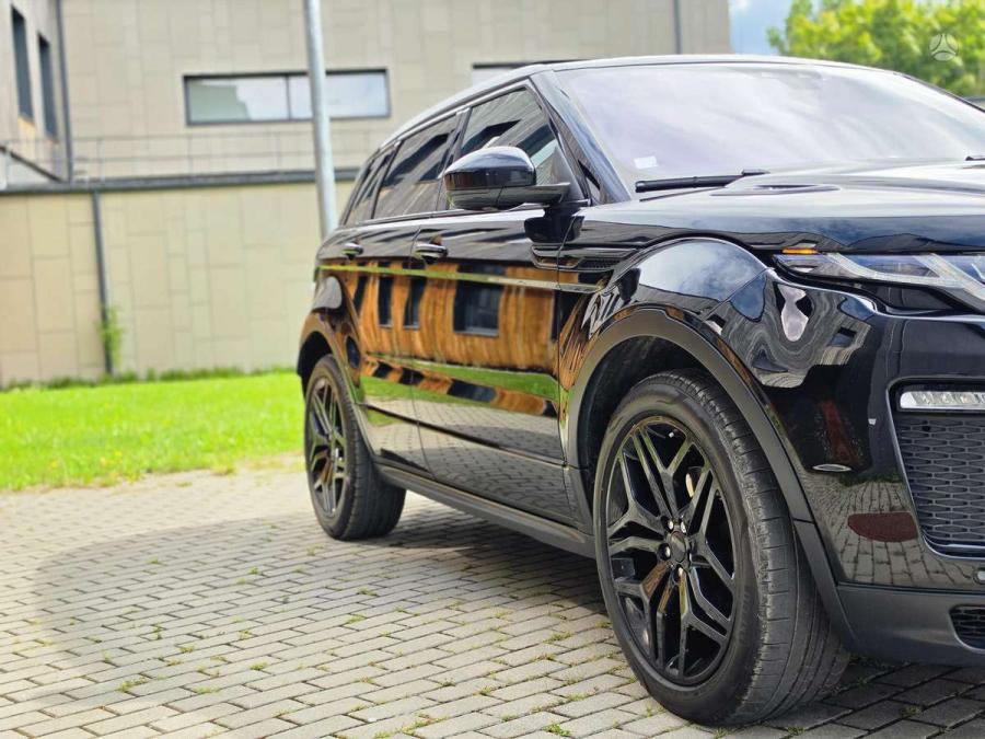 Melns Land Rover Range Rover Evoque 2016 Tauragė, ar dzinēja tilpumu 2.00 L un nobraukumu 185 tūkst. km par 10900 €, foto 11 vietnē AUTOMOTO.COM.LV