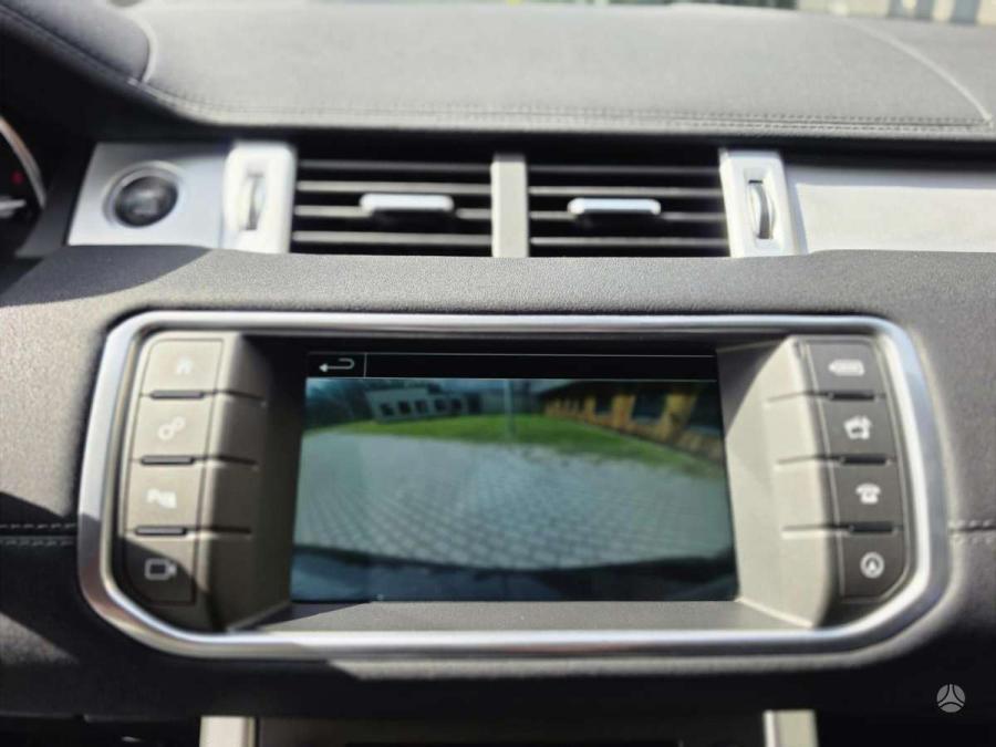 Melns Land Rover Range Rover Evoque 2016 Tauragė, ar dzinēja tilpumu 2.00 L un nobraukumu 185 tūkst. km par 10900 €, foto 28 vietnē AUTOMOTO.COM.LV