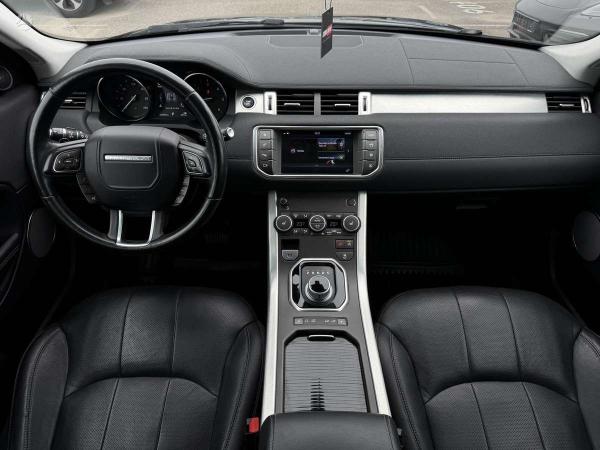 Black Land Rover Range Rover Evoque 2016 in Vilnius, with an engine capacity of 2.00 L and mileage of 157 thousand km for 12650 €, photo 2 on AUTOMOTO.COM.LV