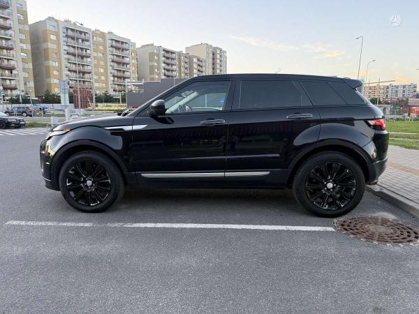 Melns Land Rover Range Rover Evoque 2016 Viļņa, ar dzinēja tilpumu 2.00 L un nobraukumu 155 tūkst. km par 14800 €, foto 7 vietnē AUTOMOTO.COM.LV