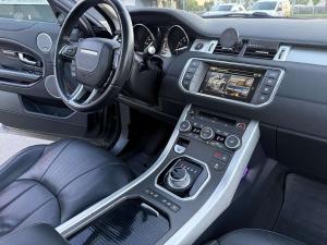 Black Land Rover Range Rover Evoque 2016 in Vilnius, with an engine capacity of 2.00 L and mileage of 155 thousand km for 14800 €, photo 17 on AUTOMOTO.COM.LV