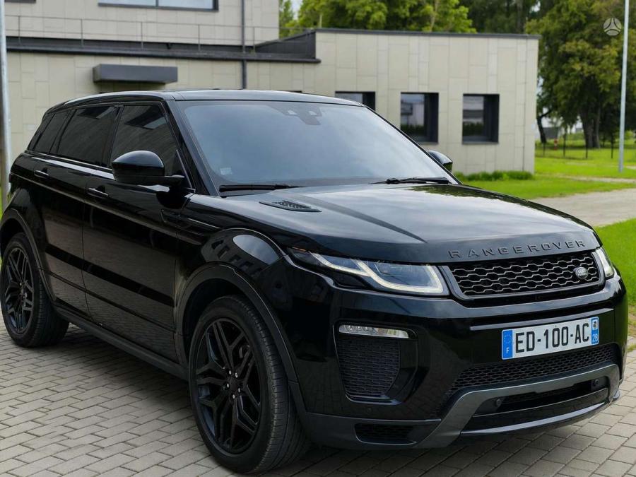 Black Land Rover Range Rover Evoque 2016 in Taurage, with an engine capacity of 2.00 L and mileage of 185 thousand km for 10800 €, photo 4 on AUTOMOTO.COM.LV