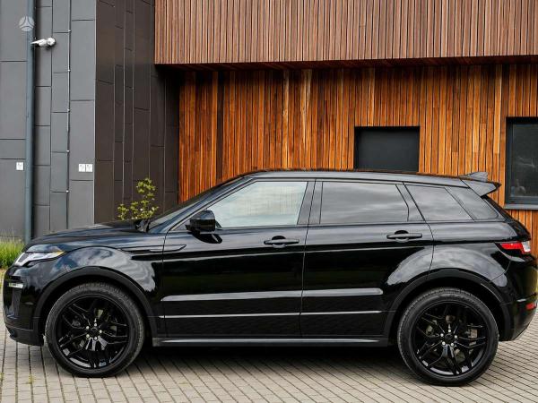 Melns Land Rover Range Rover Evoque 2016 Tauragė, ar dzinēja tilpumu 2.00 L un nobraukumu 185 tūkst. km par 10800 €, foto 4 vietnē AUTOMOTO.COM.LV
