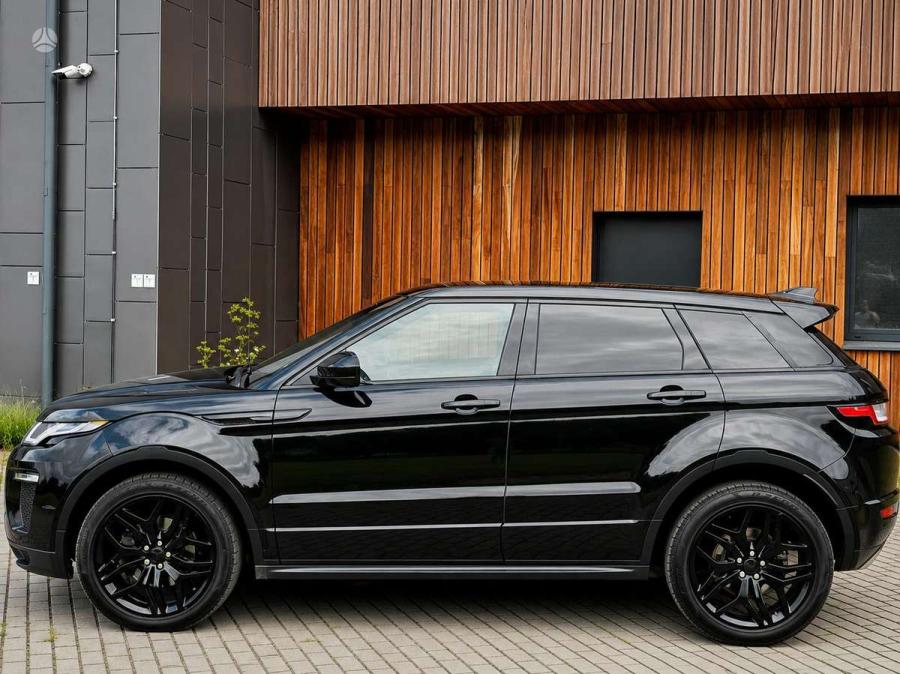 Black Land Rover Range Rover Evoque 2016 in Taurage, with an engine capacity of 2.00 L and mileage of 185 thousand km for 10800 €, photo 5 on AUTOMOTO.COM.LV