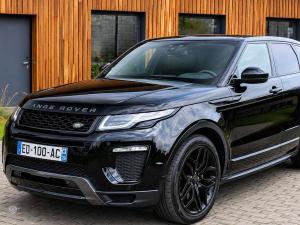 Black Land Rover Range Rover Evoque 2016 in Taurage, with an engine capacity of 2.00 L and mileage of 185 thousand km for 10800 €, photo 10 on AUTOMOTO.COM.LV
